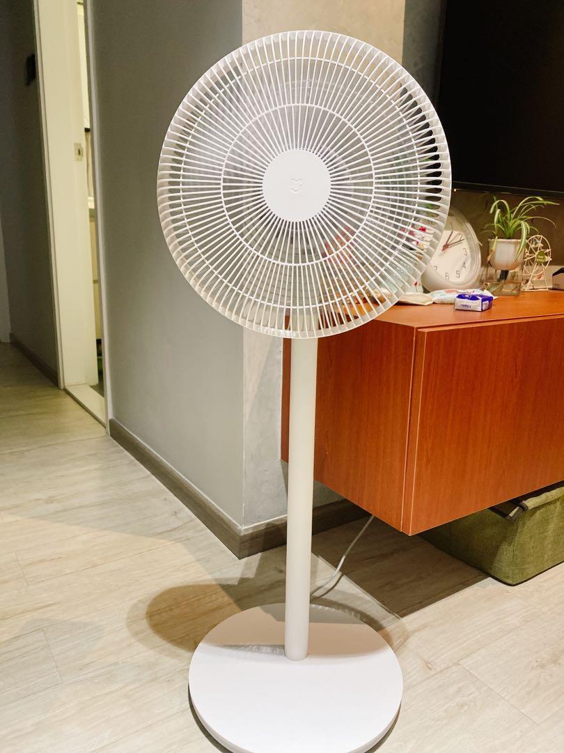 小米風扇 Mi Fan, 傢俬＆家居, 燈飾及風扇, 風扇 - Carousell