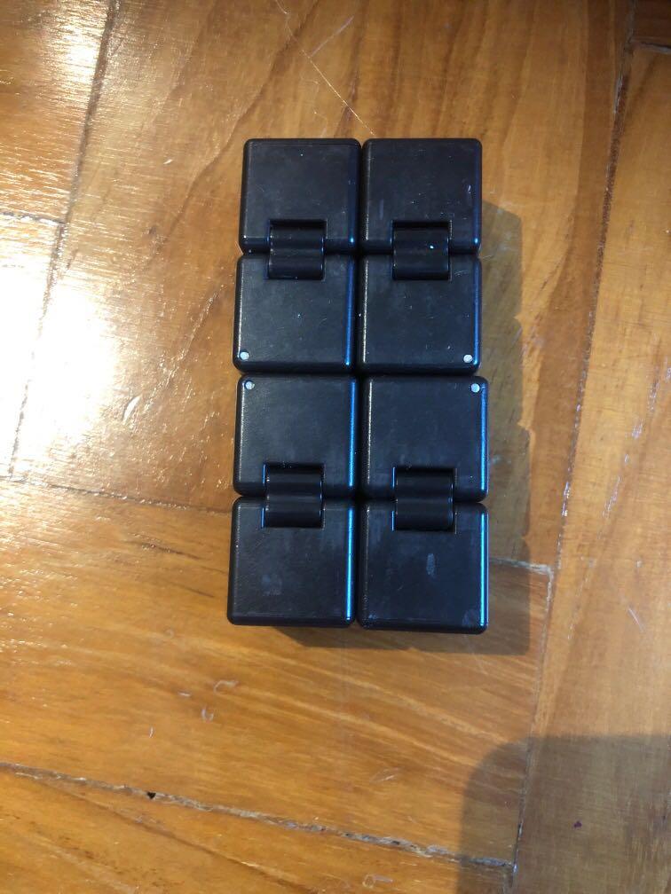 Black infinity cube, Babies & Kids, Infant Playtime on Carousell