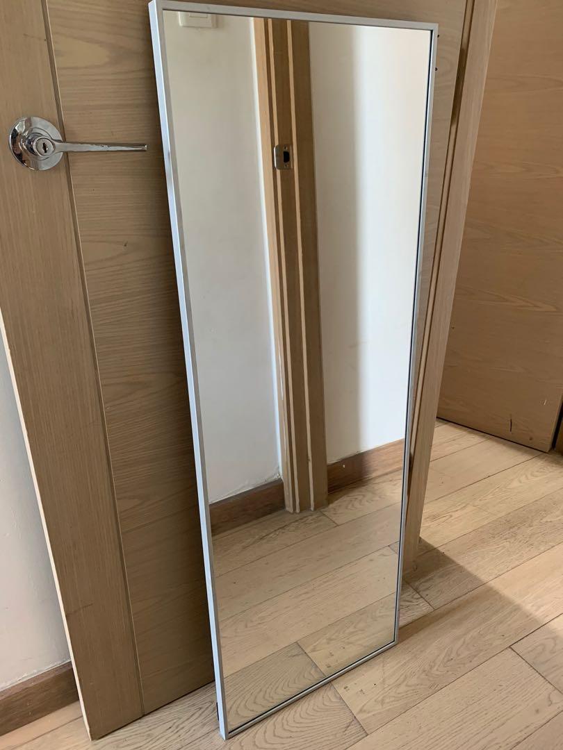 Mirror with slide mechanism, sliding mirror, hidden mirror, 傢俬＆家居, 家居裝飾 ...