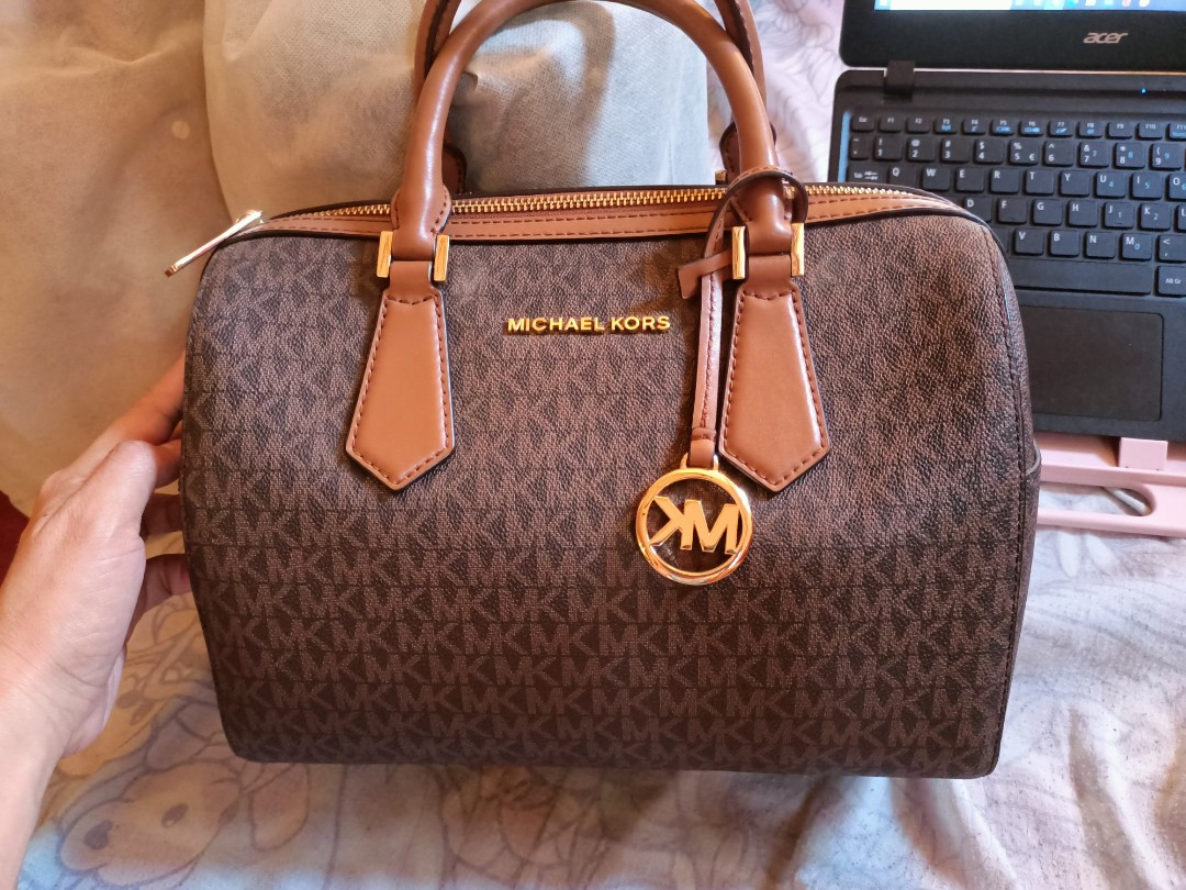 mk original, Luxury, Bags & Wallets on Carousell