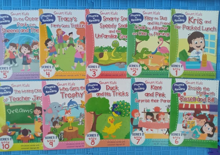 Phonics in Reading set of 10 books Introduces words with consonant ...