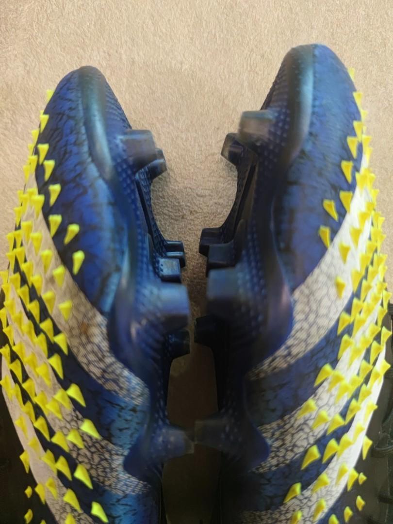 Predator freak 1 high heel, Sports Equipment, Other Sports Equipment ...