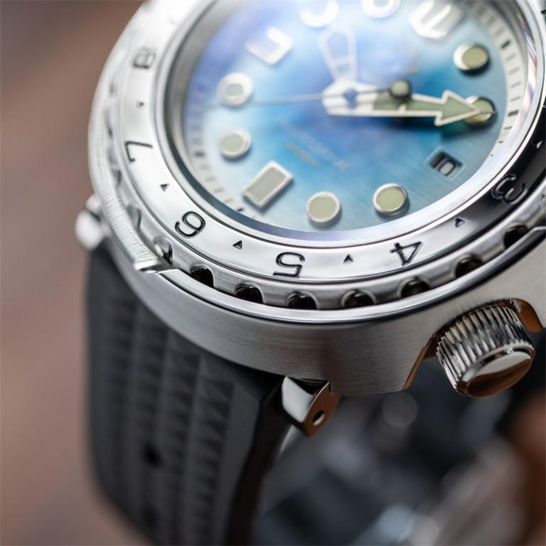 PROXIMA UNI DIVE TUNA - GRADIENT BLUE DIAL, Men's Fashion, Watches ...