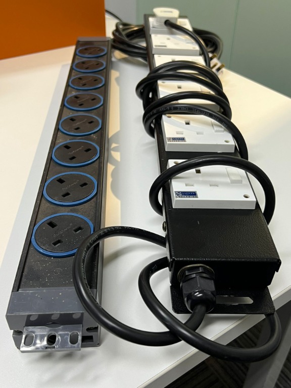 Rack mount power plug, Computers & Tech, Parts & Accessories ...