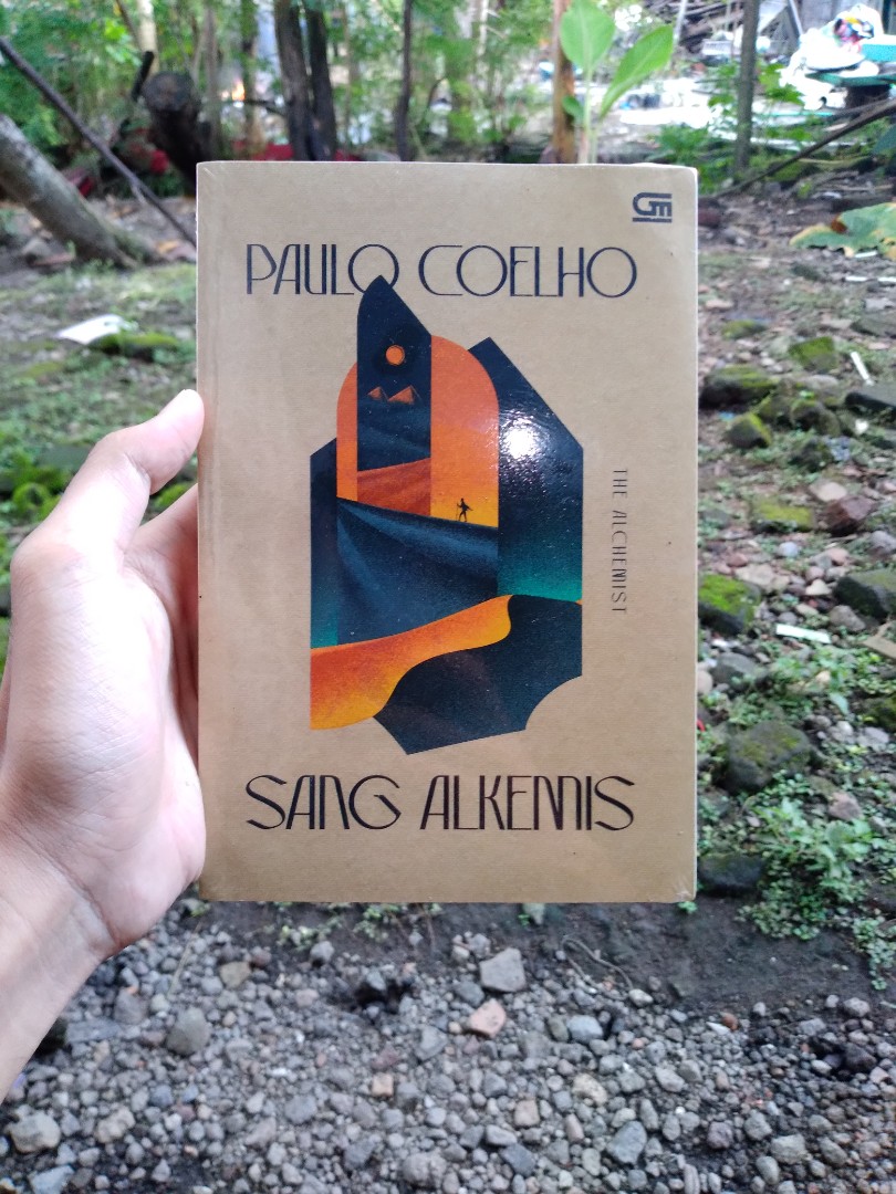 Sang Alkemis, Buku & Alat Tulis, Buku di Carousell