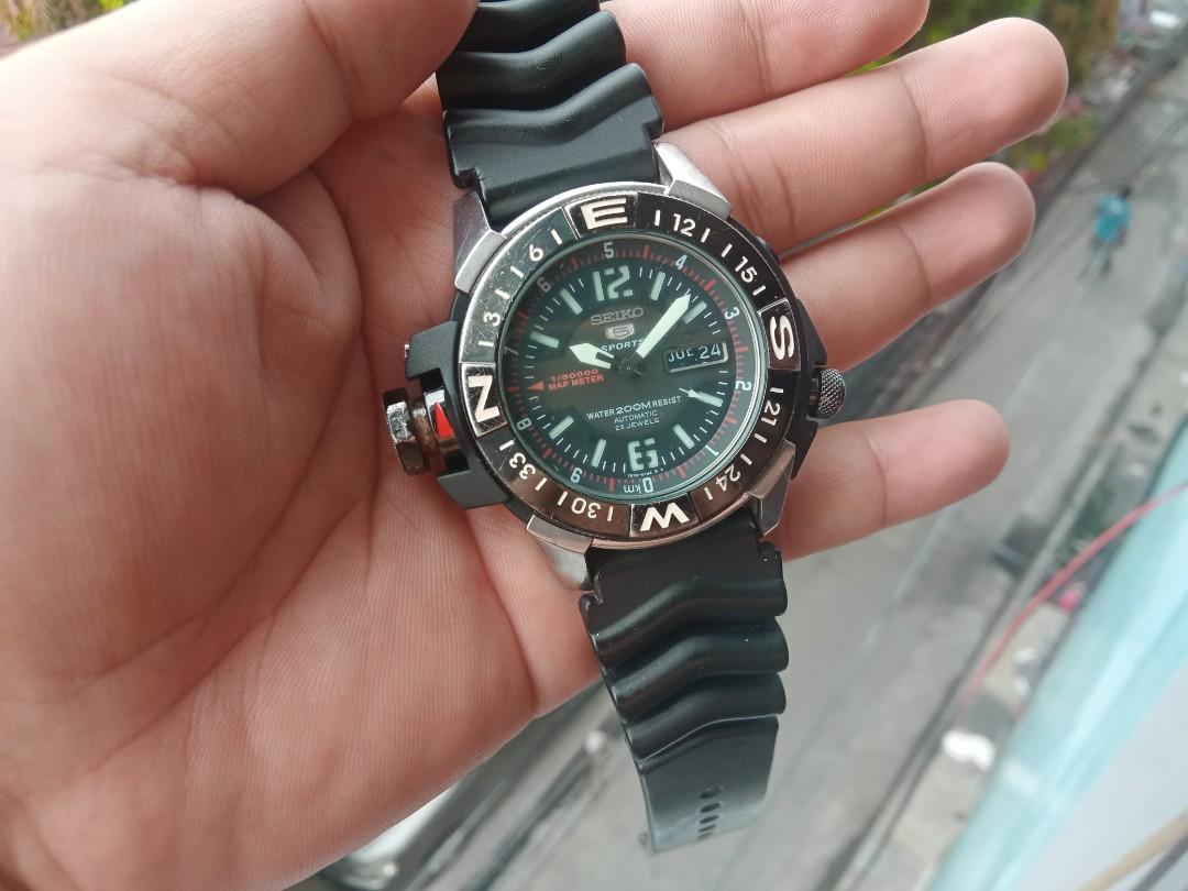 Seiko 5 Map Meter, Men's Fashion, Watches & Accessories, Watches on ...