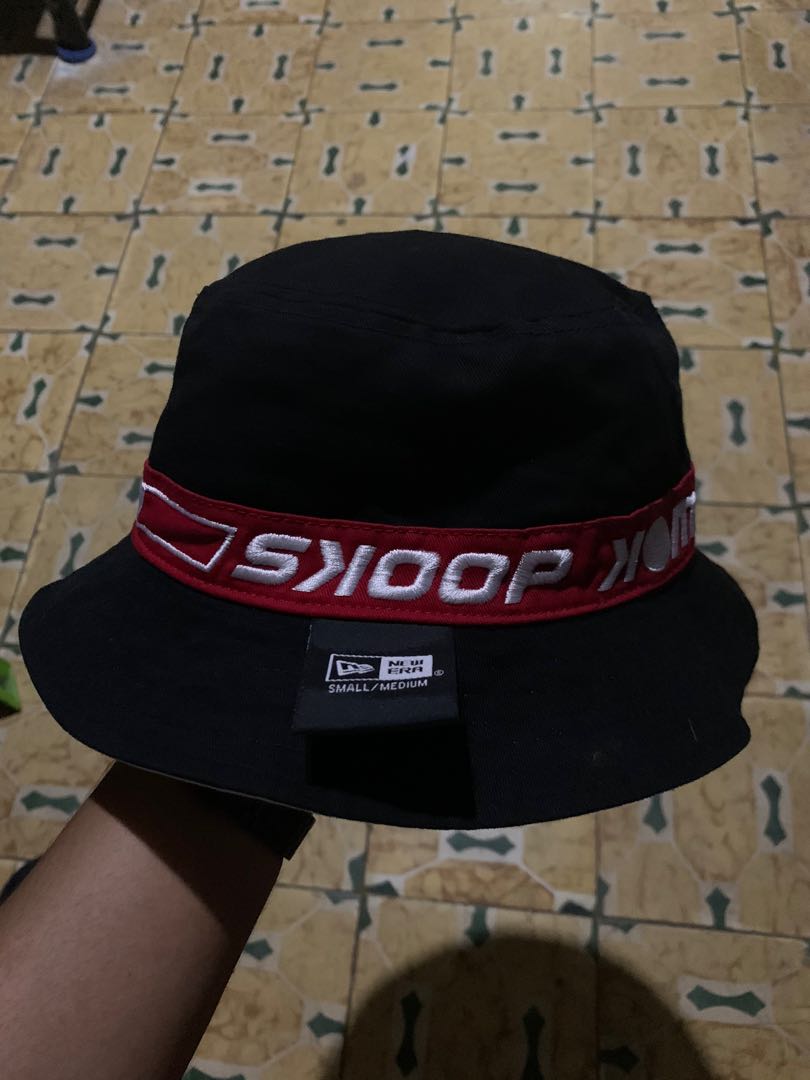 Skoop x New Era bucket hat, Men's Fashion, Watches & Accessories, Caps ...