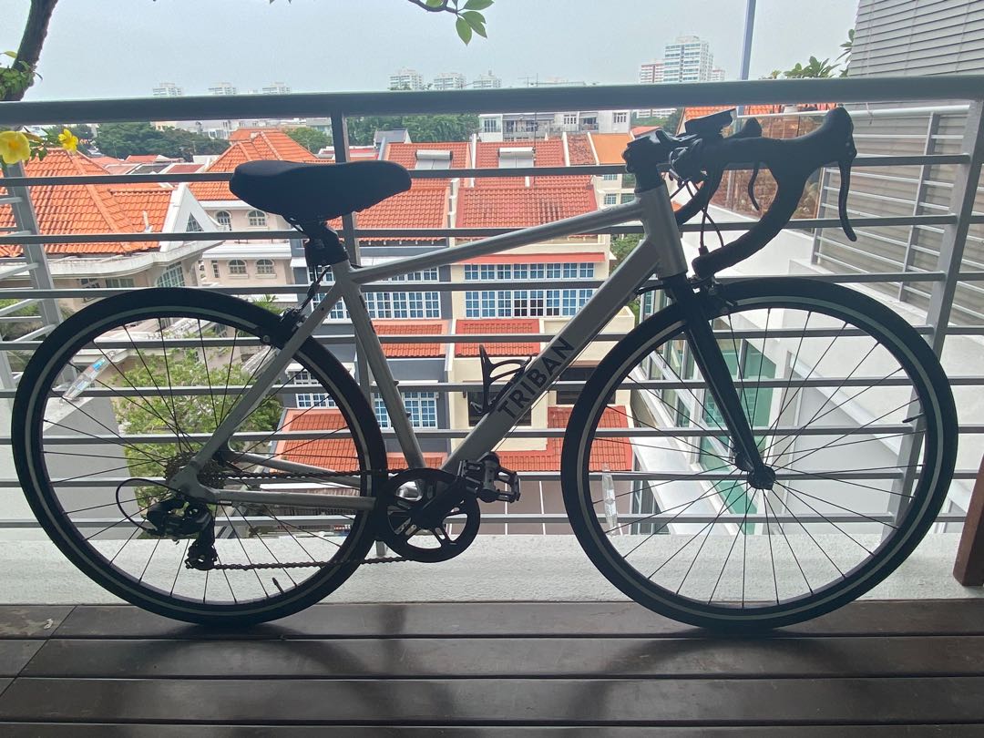 Triban RC 100 7sp Road Bike - Silver (Small), Sports Equipment ...