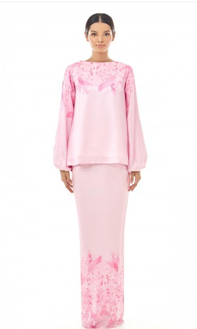 WANZAR KURUNG MODERN, Women's Fashion, Dresses & Sets, Dresses on Carousell