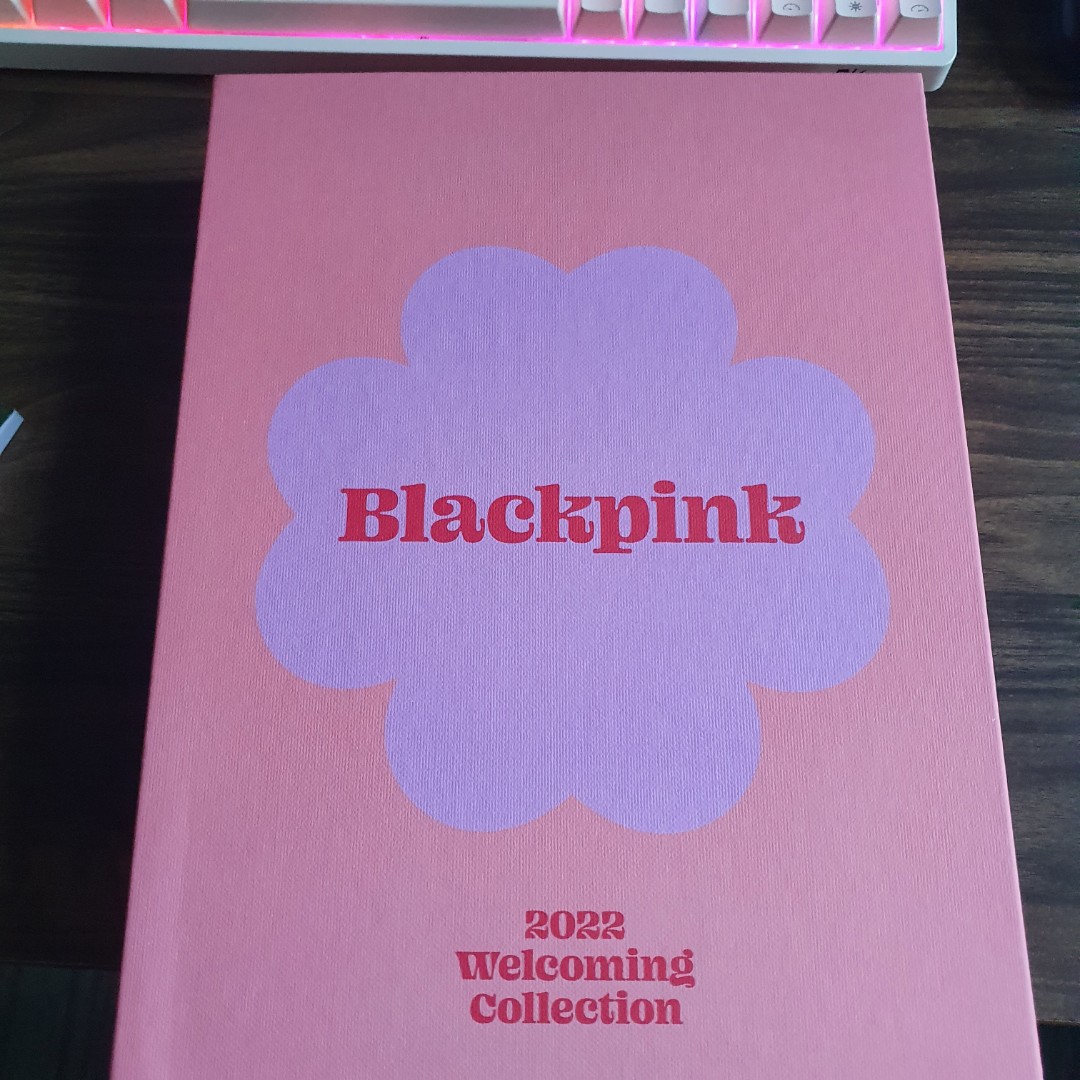 blackpink welcoming collection 2022 with jisoo postcard set!, Hobbies & Toys, Memorabilia ...