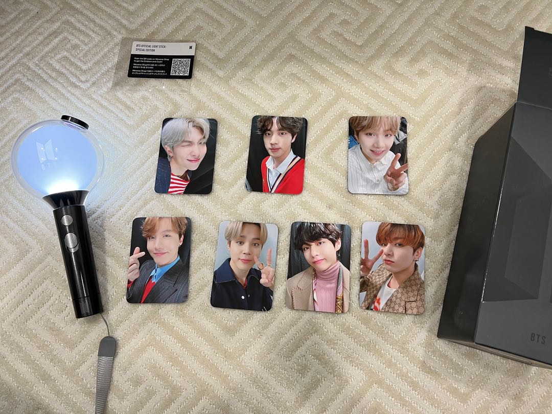 BTS Army Bomb SE official photocards, Hobbies & Toys, Memorabilia ...