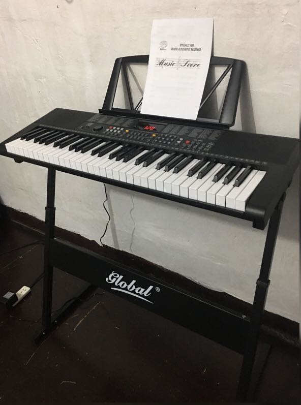 Complete Set - GL 290 Keyboard Piano (with bag), Hobbies & Toys, Music & Media, Musical ...