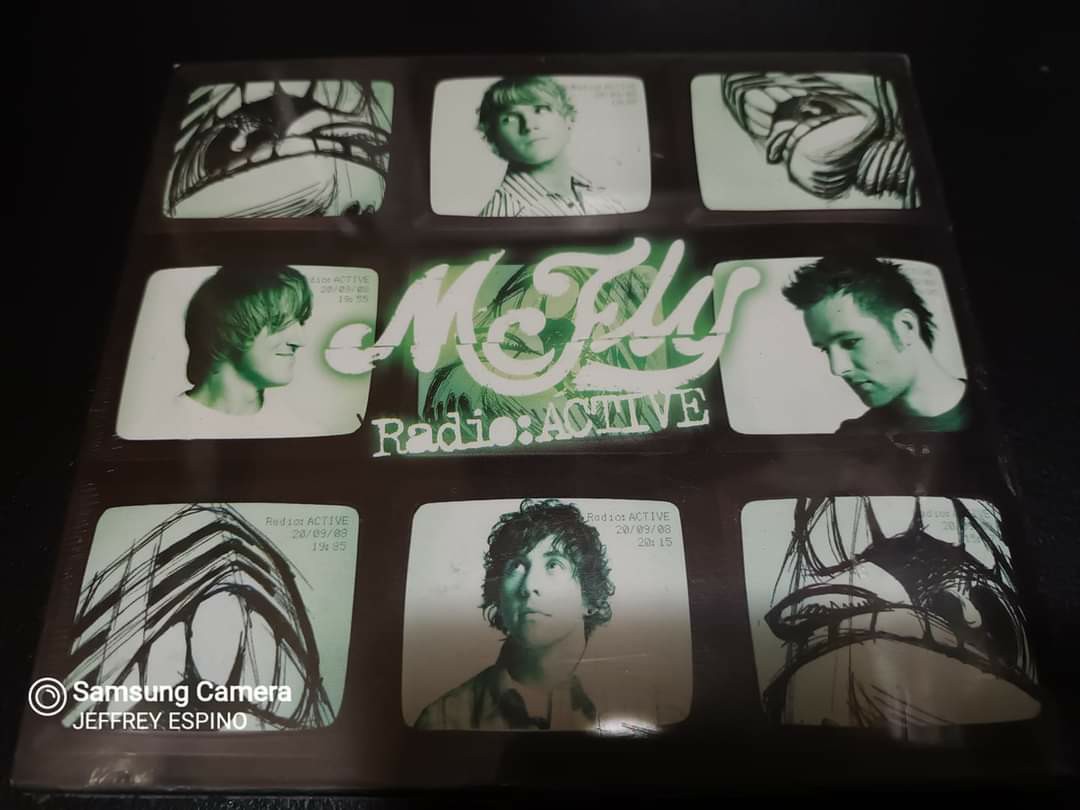 McFly Radioactive CD+DVD sealed, Hobbies & Toys, Music & Media, CDs ...