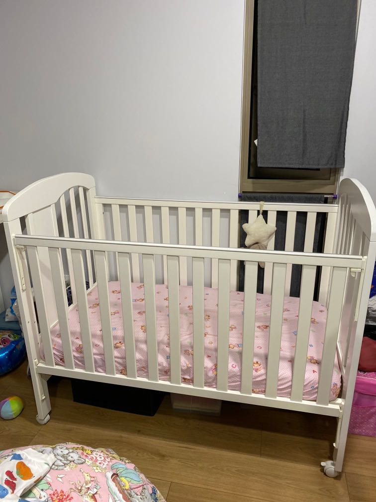 NEW Happy Cot Happy Dream 4-in-1 Convertible baby cot jarrons, Babies ...