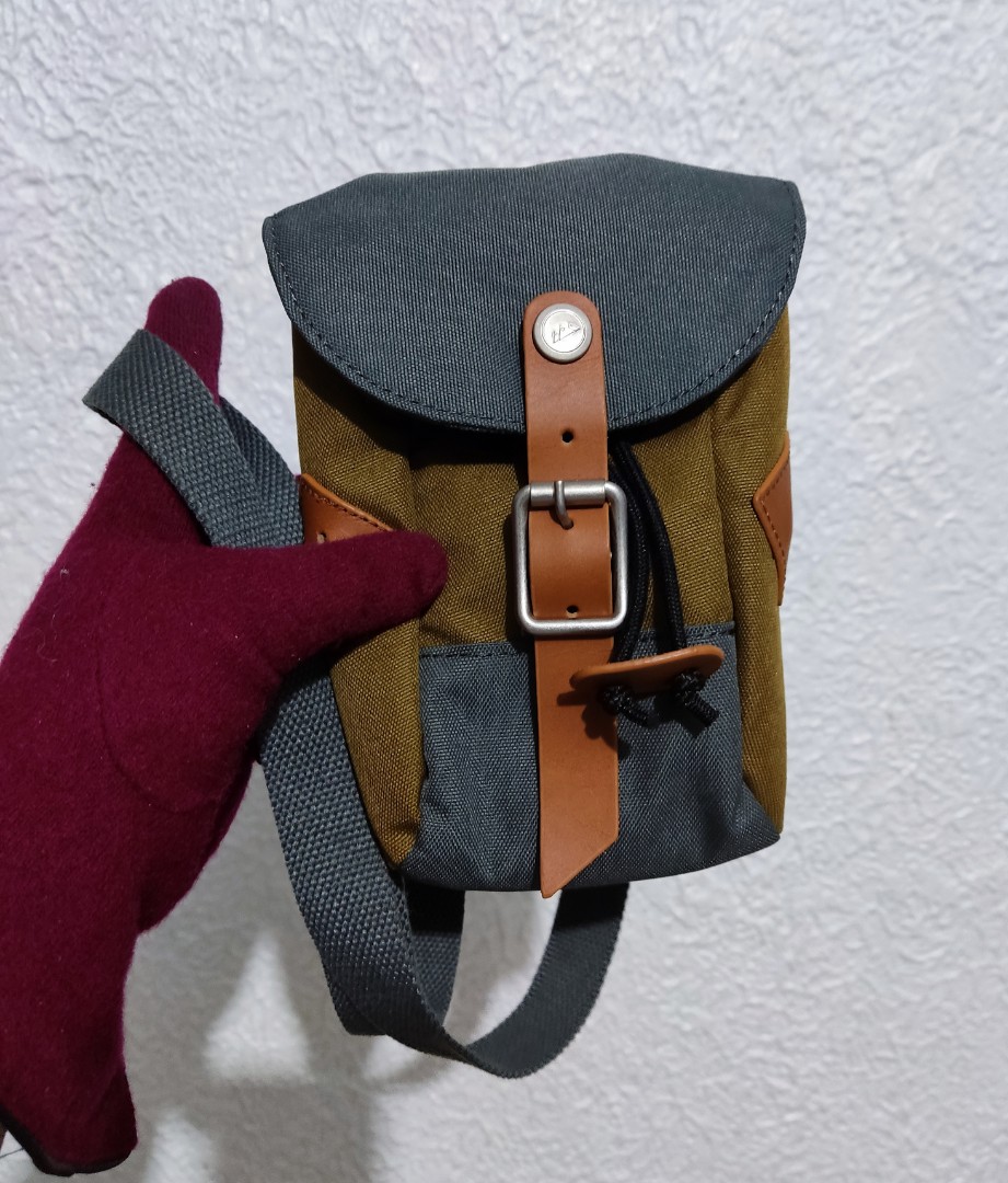 Original Doughnut Crossbody Bag, Men's Fashion, Bags, Sling Bags on ...