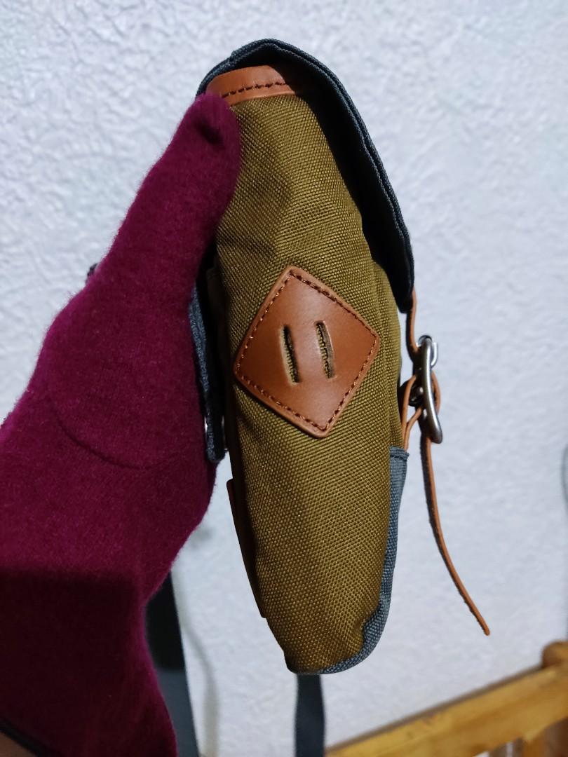 Original Doughnut Crossbody Bag, Men's Fashion, Bags, Sling Bags on ...