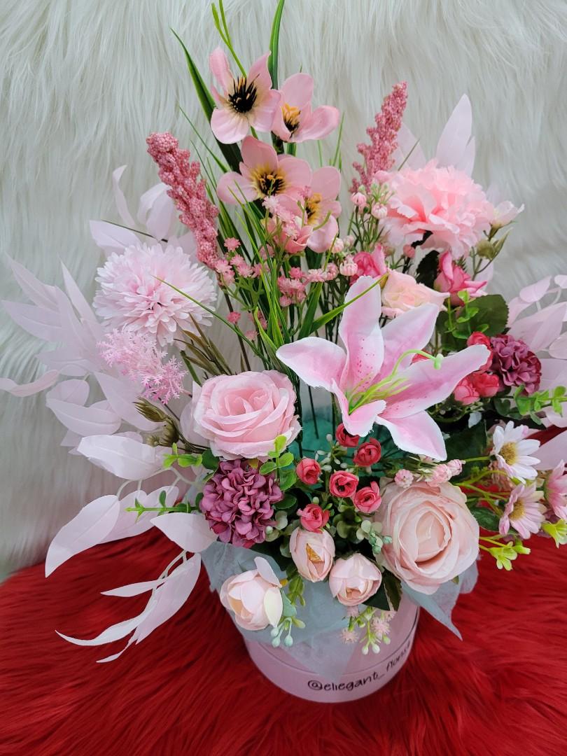 Buket bunga artificial, Barang Yang Dicari di Carousell