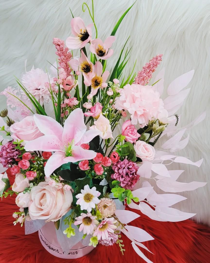 Buket bunga artificial, Barang Yang Dicari di Carousell