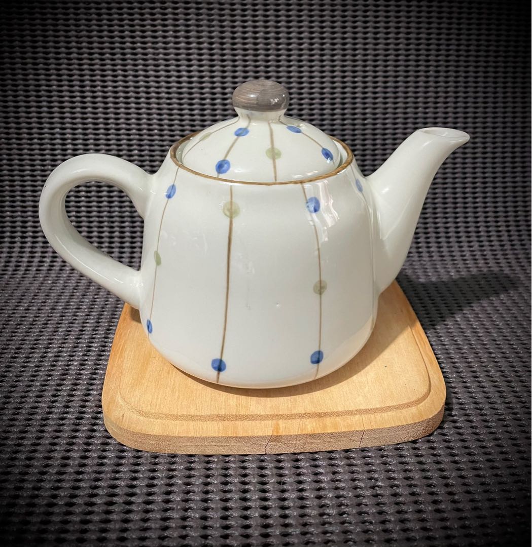 ceramic teapot/creamer pourer, Furniture & Home Living, Kitchenware ...
