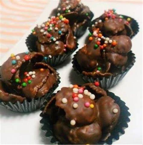 Coco Crunch Biscuits, Food & Drinks, Homemade Bakes on Carousell