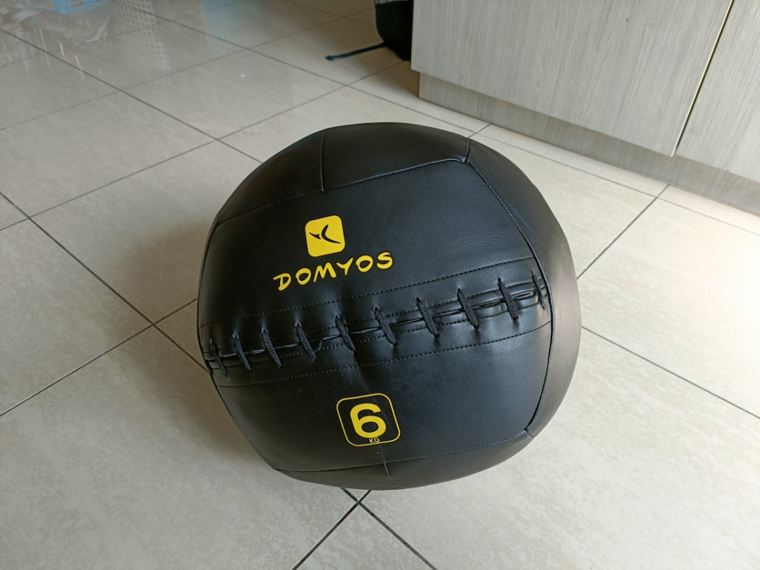 Domyos Wall Ball 6kg, Sports Equipment, Other Sports Equipment and ...