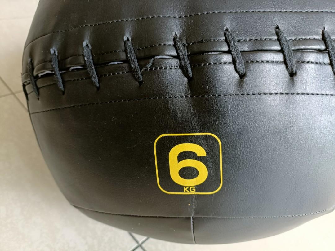 Domyos Wall Ball 6kg, Sports Equipment, Other Sports Equipment and ...