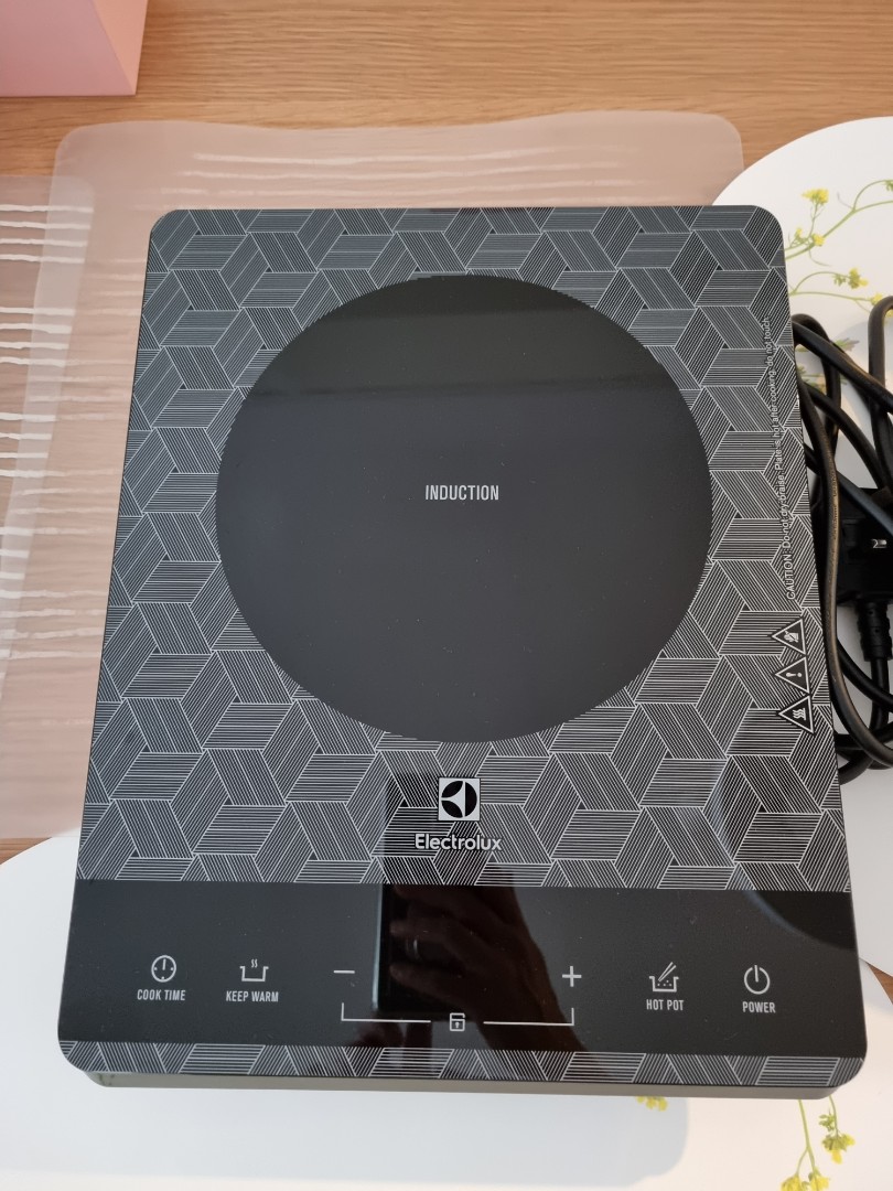 Electrolux Portable Induction Cooker, TV & Home Appliances, Kitchen ...