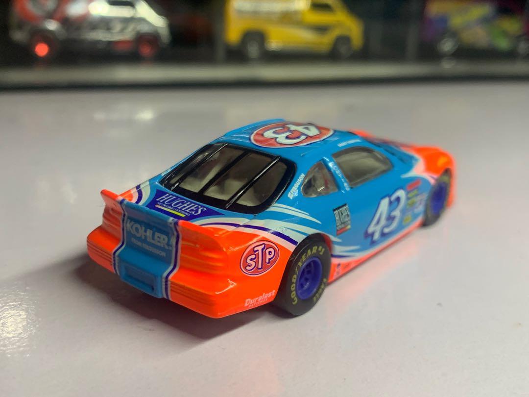Hotwheels Pro Racing STP #43 Nascar, Hobbies & Toys, Toys & Games on ...