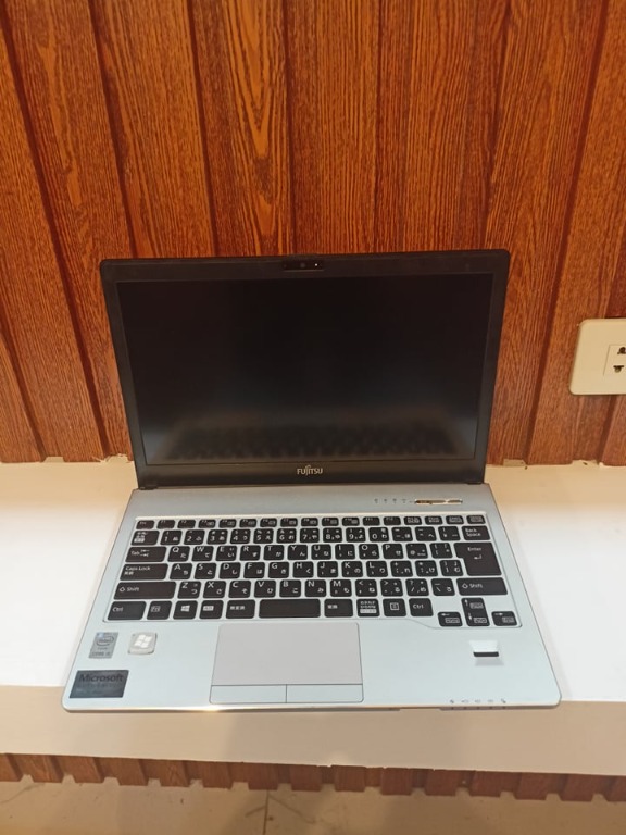 Laptop FUJITSU LIFEBOOK S935/K Intel Core i5 5300U 5th Gen 4GB DDR3 ...