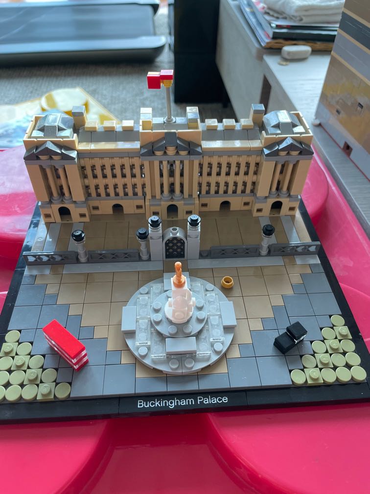 Lego buckingham Palace, 興趣及遊戲, 玩具 & 遊戲類 - Carousell