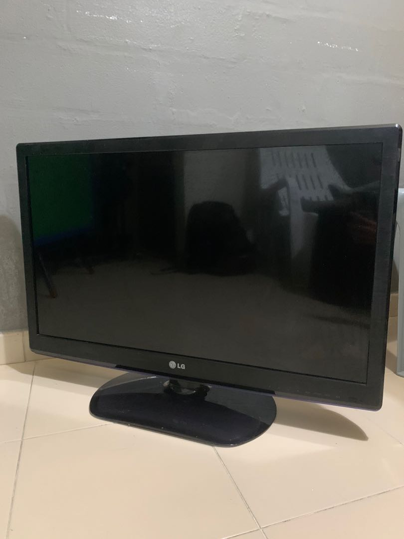 LG 31” Tv, TV & Home Appliances, TV & Entertainment, TV on Carousell