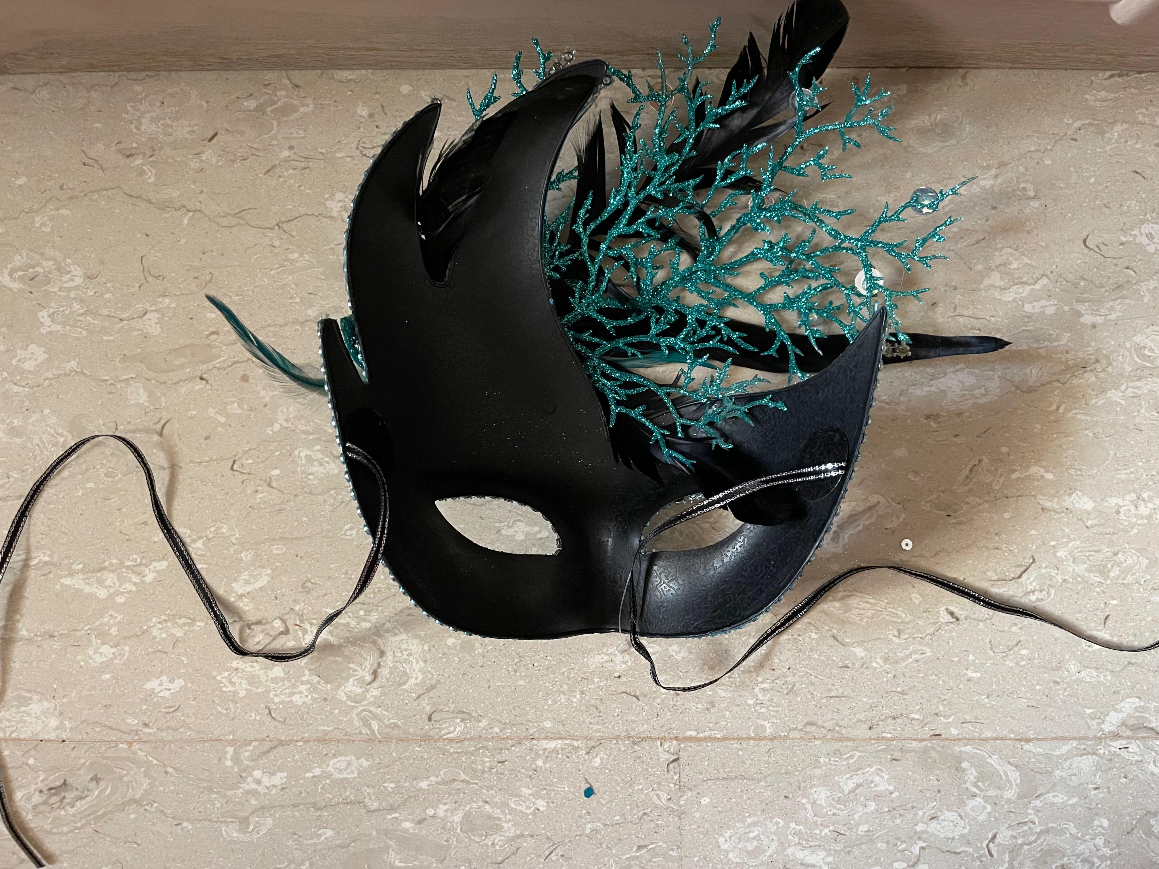 Masquerade Mask 4, Hobbies & Toys, Stationery & Craft, Occasions ...