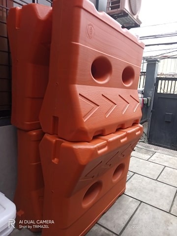 PLASTIC BARIER, Commercial & Industrial, Construction & Building ...