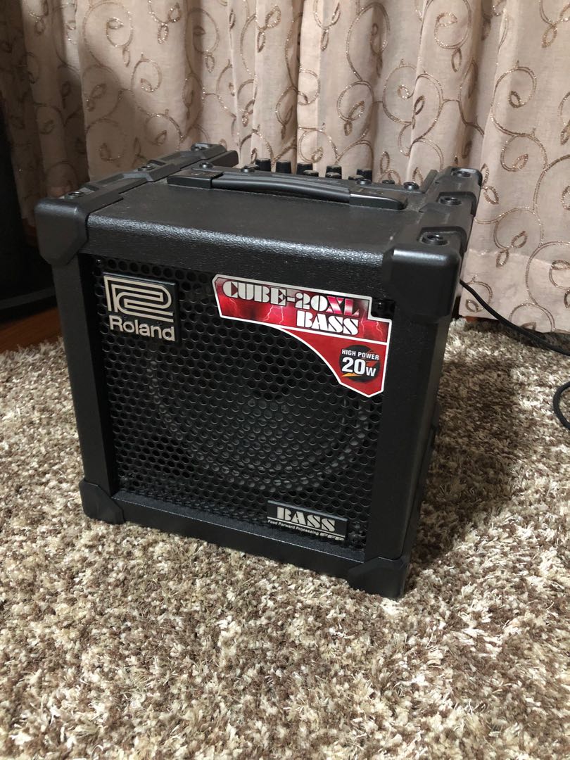 Roland Cube-20XL Bass Amp 20w, Hobbies & Toys, Music & Media, Musical ...