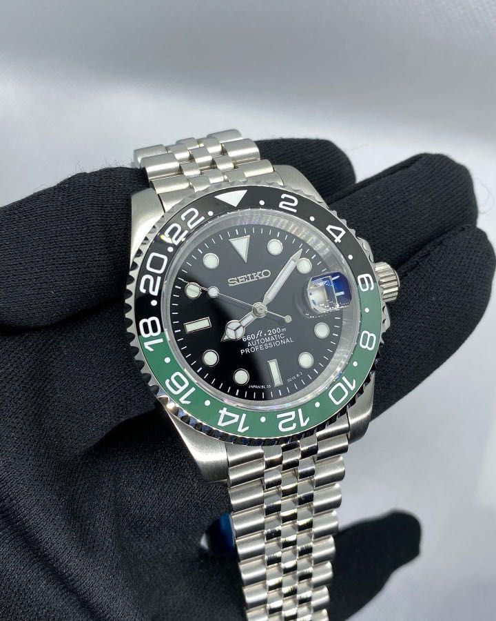 Seiko “Green GMT” Mod, Luxury, Watches on Carousell
