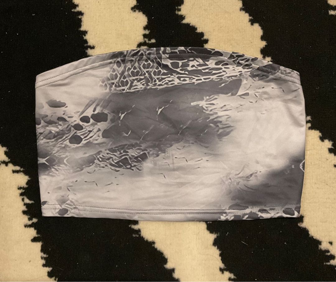 SHEIN Marble Tube Top, Women's Fashion, Tops, Others Tops on Carousell