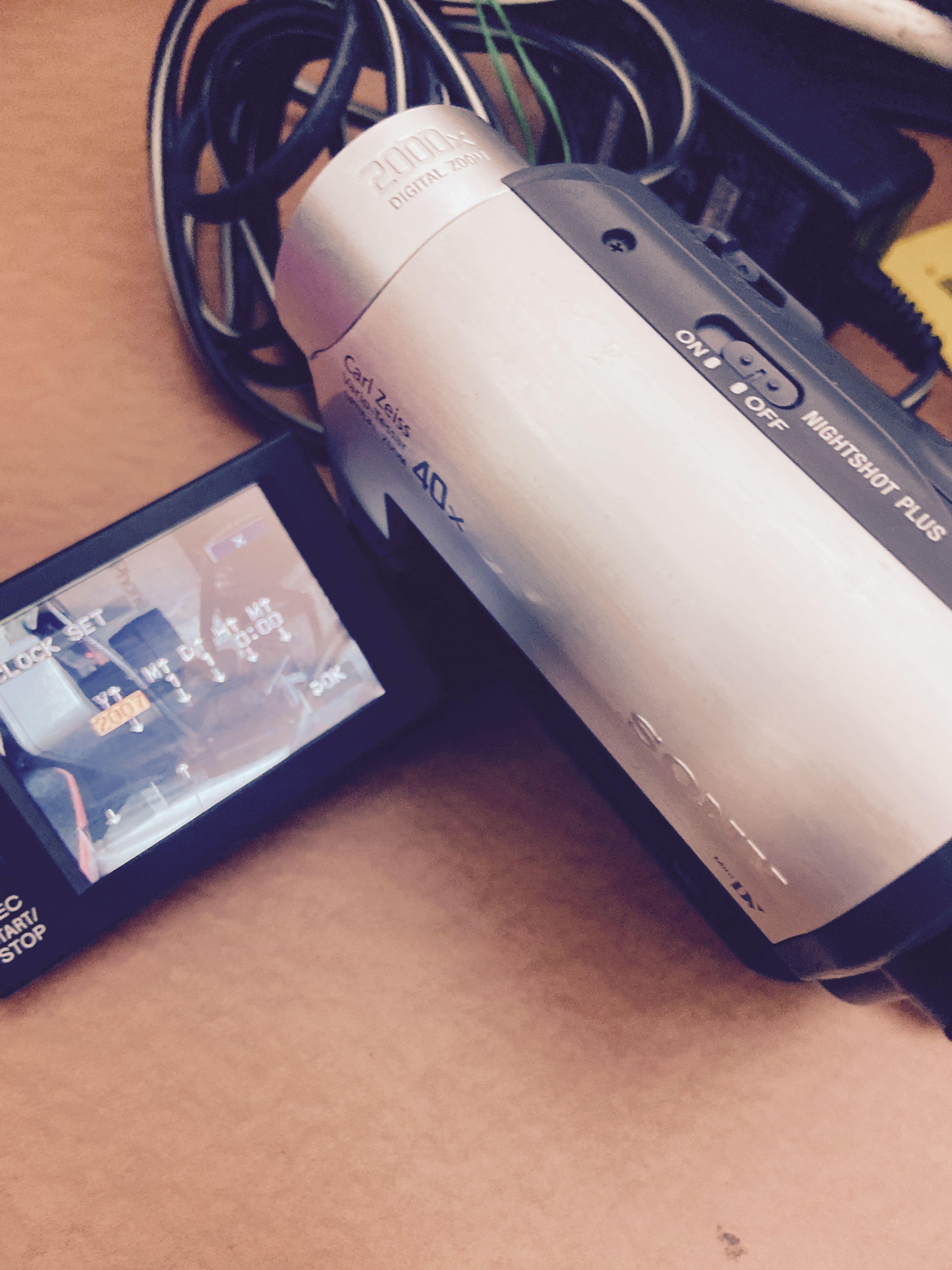 Sony mini dv tape camera, Photography, Video Cameras on Carousell