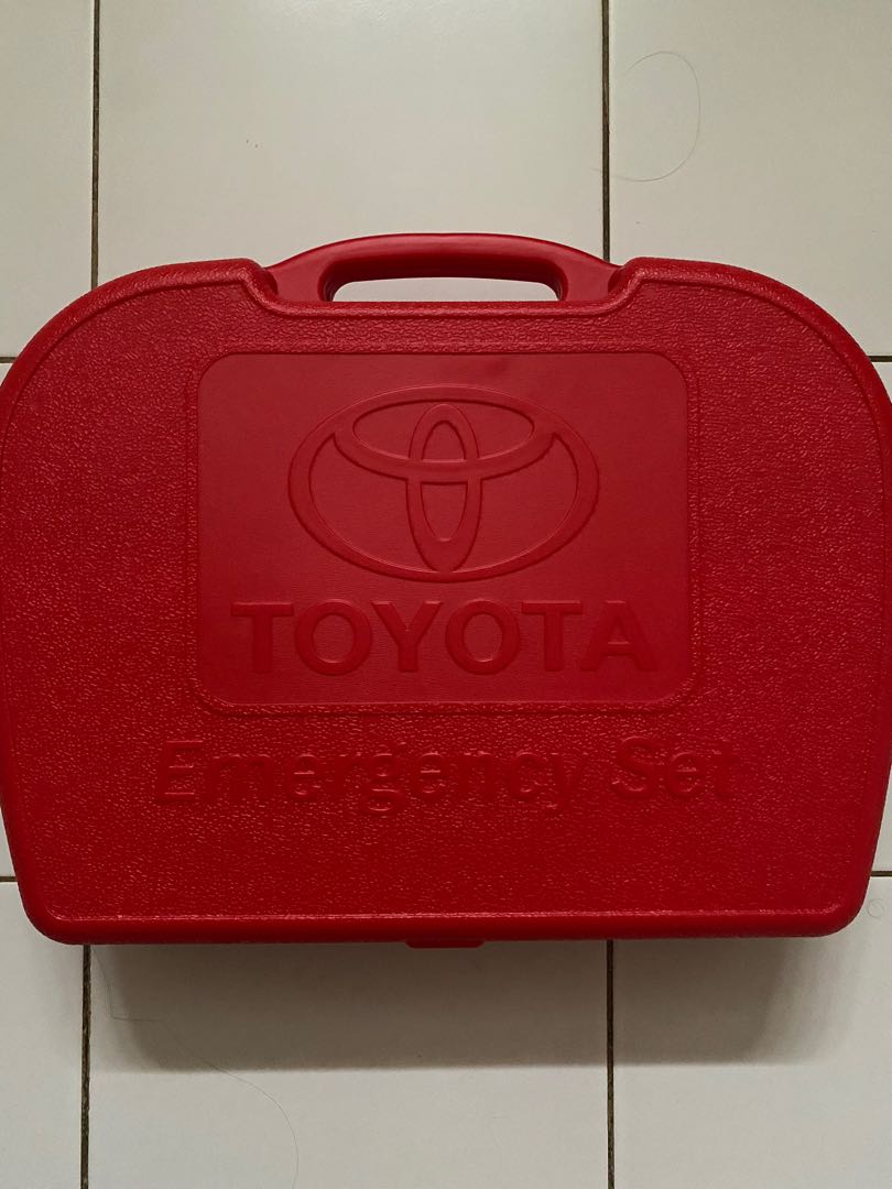 Toyota Emergency Kit, Car Parts & Accessories, Other Automotive Parts ...