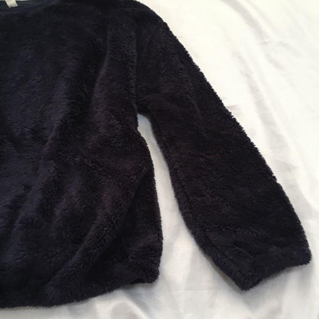 Uniqlo Teddy Bear Fluffy Sweater, Women's Fashion, Coats, Jackets and ...