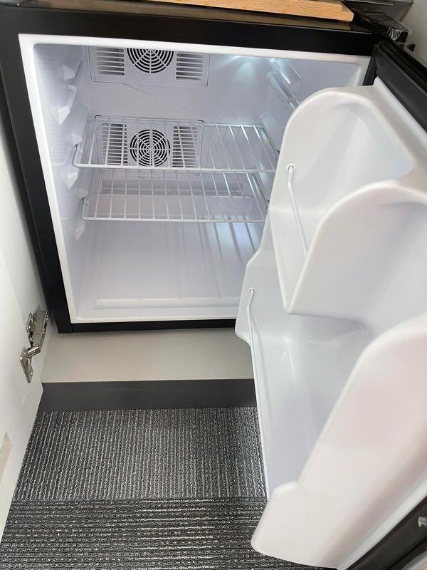 europace bar fridge er 9250 50L, TV & Home Appliances, Kitchen ...