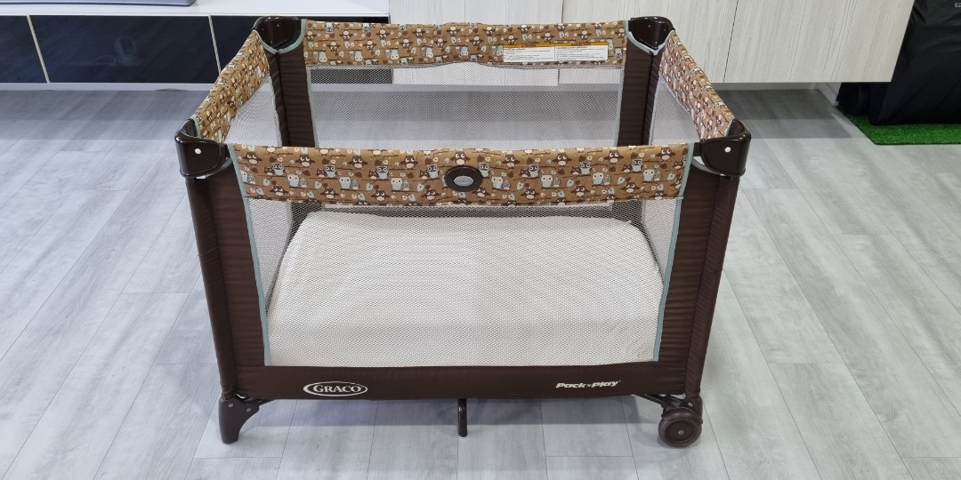 Graco Pack n Play Cot Playard, Babies & Kids, Baby Nursery & Kids ...