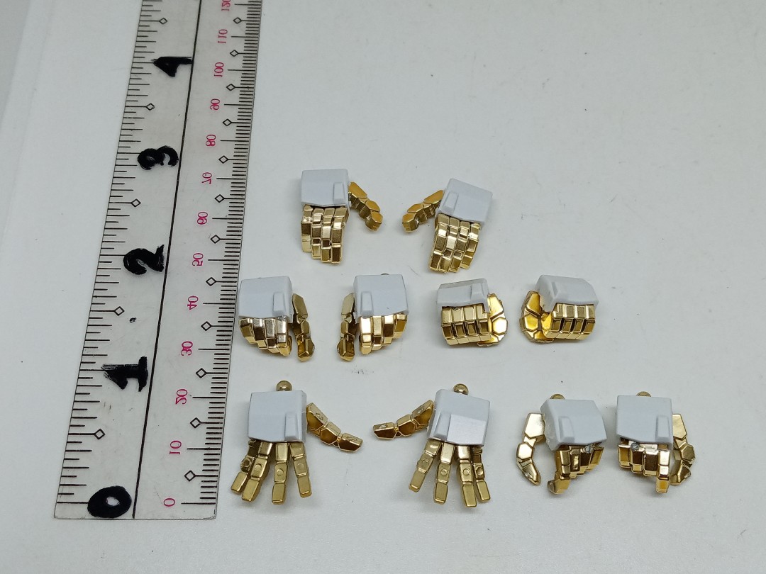 Gundam Hands 2, Everything Else, Others on Carousell