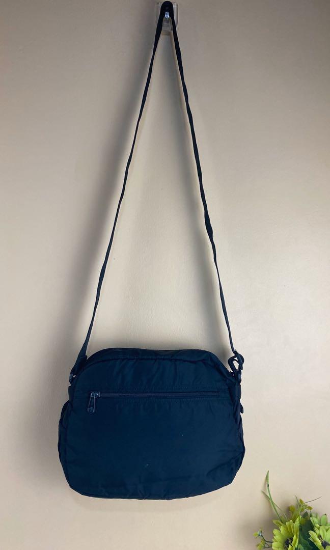 Hang ten sling bag, Women's Fashion, Bags & Wallets, Cross-body Bags on ...