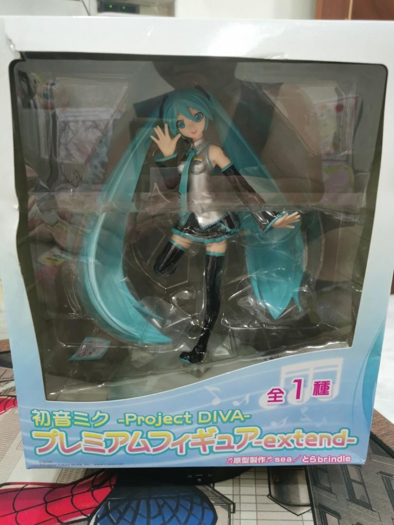 Hatsune Miku Figure, Hobbies & Toys, Toys & Games on Carousell