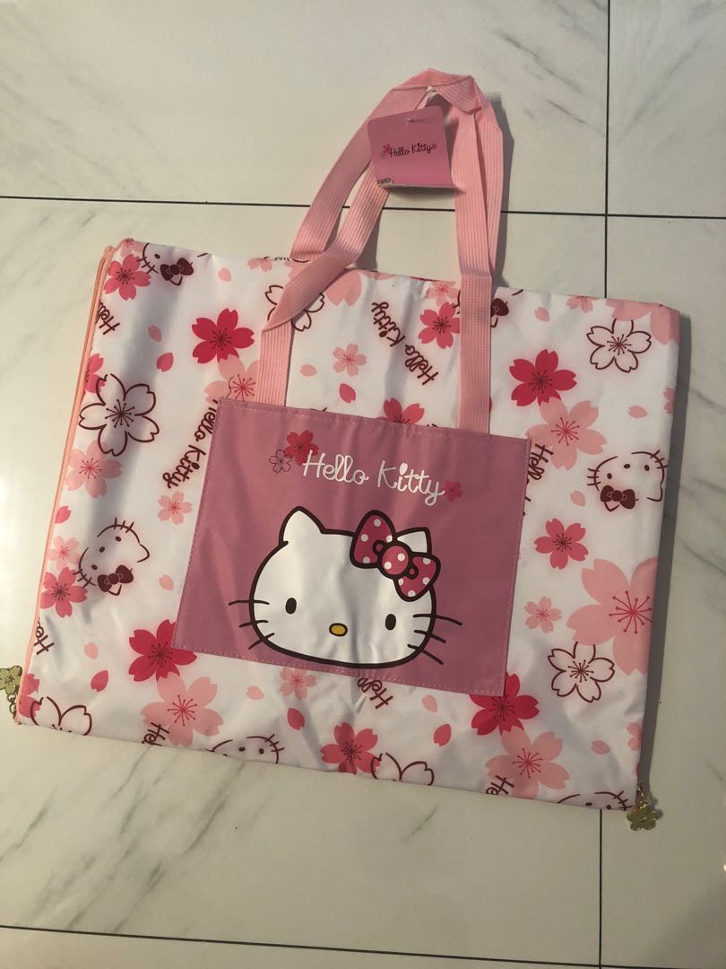 Hello Kitty Picnic Mat, Babies & Kids, Bathing & Changing, Changing ...