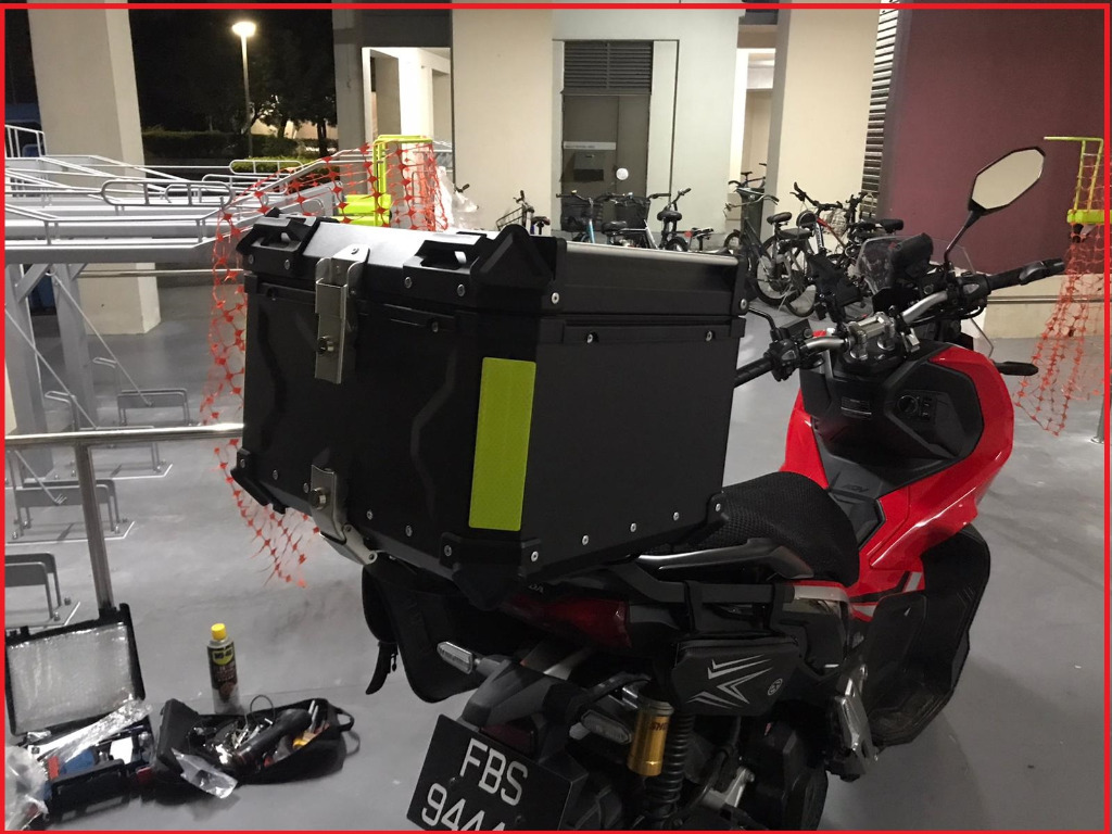 65L 55L BLACK BOX X & NO X TOP BOX, Motorcycles, Motorcycle Accessories ...