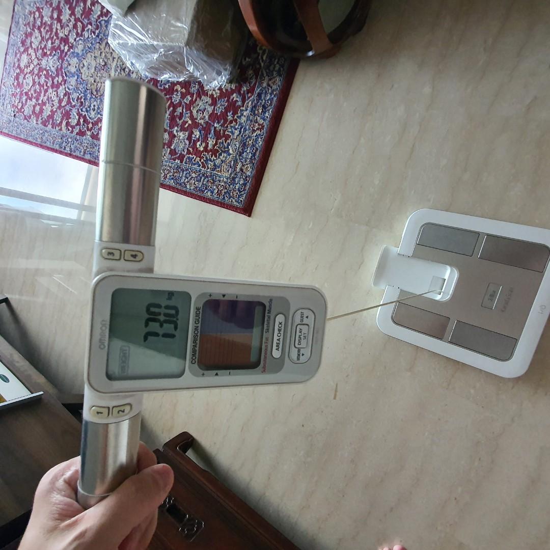 Omron karada scan weighing scale HBF-362, Health & Nutrition, Health ...