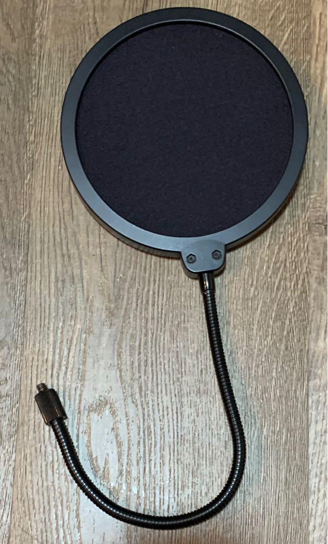 Razer SEIREN PRO (XLR and USB), Audio, Microphones on Carousell