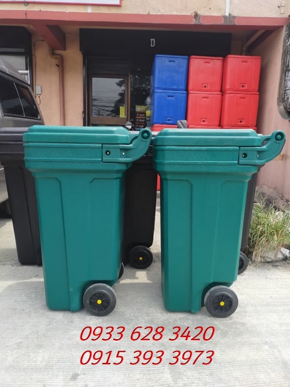 Roller king Trash bin Wheeled, Furniture & Home Living, Cleaning ...