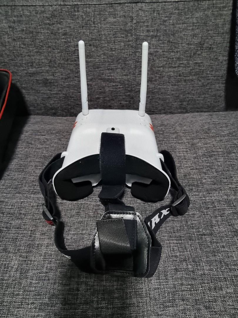 Tiny Hawk II set with 2 extra battery, Photography, Drones on Carousell